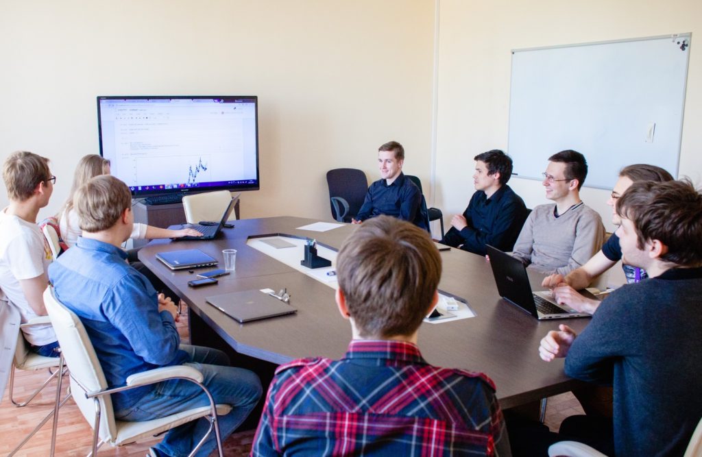 Data Science Laboratory: Raising the Next Generation of Data Science ...