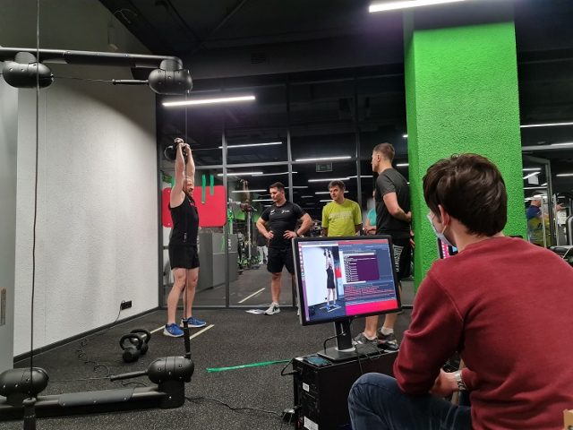 Pose Estimation during the CrossFit Competition - InData Labs Pose Estimation during the CrossFit Competition - InData Labs